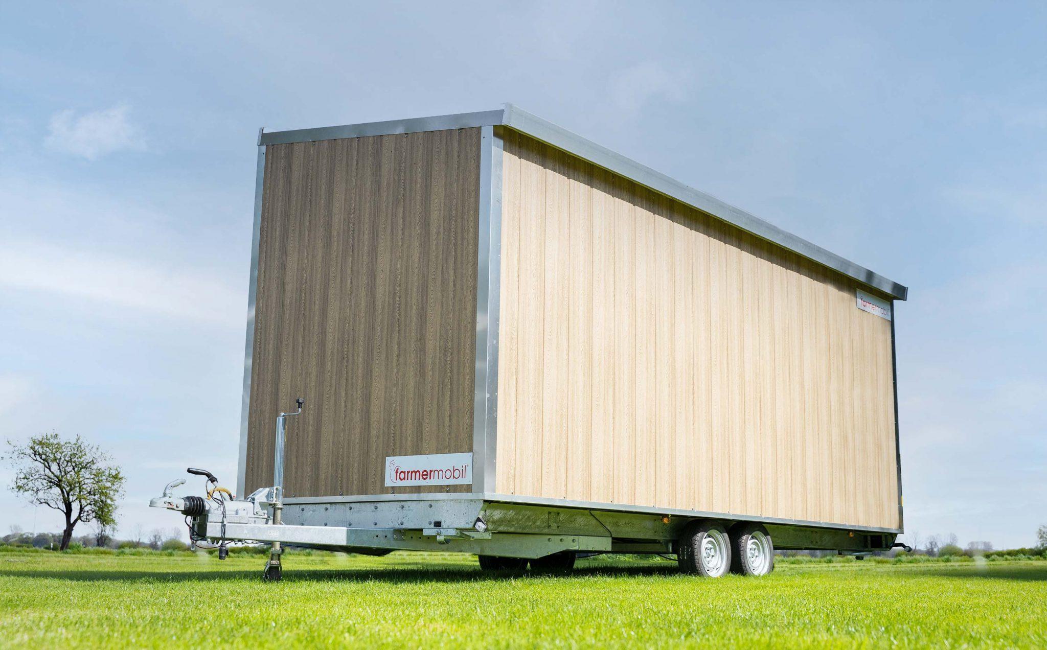 Mobile barn from farmermobil